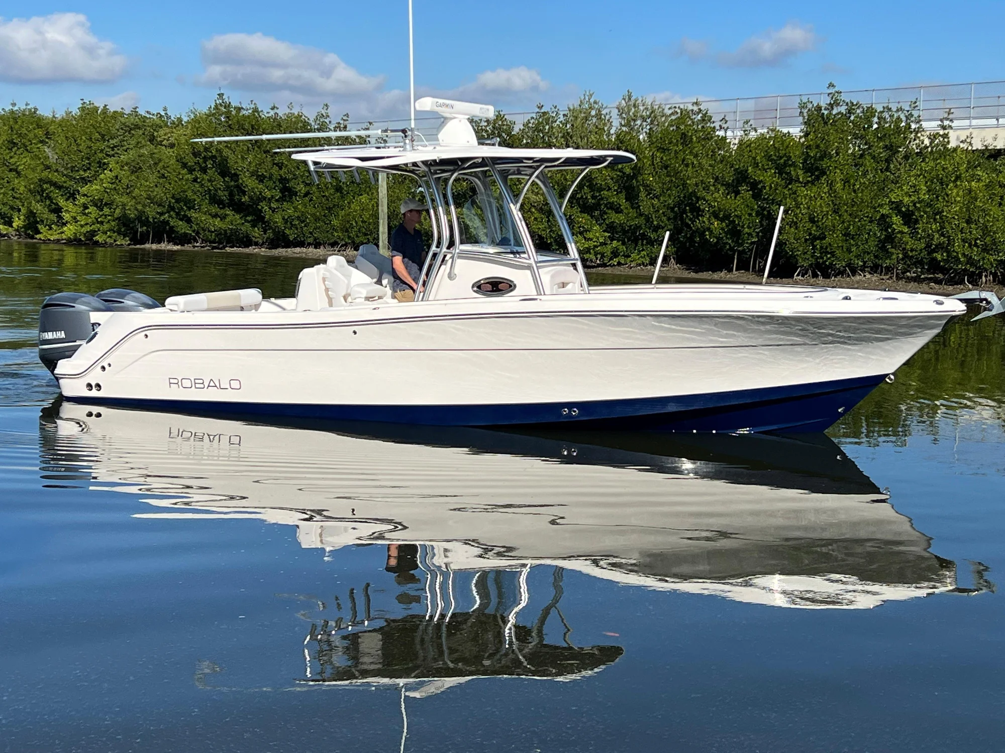 Used 2015 Robalo R300 Center Console, Apalachicola - Boats For Sale ...